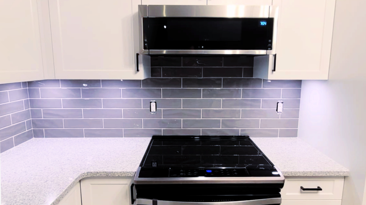 True Craftsmanship, True Commitment. - T-Line Construction